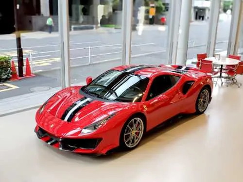 Ferrari 488 Pista Specifications and Performance Details