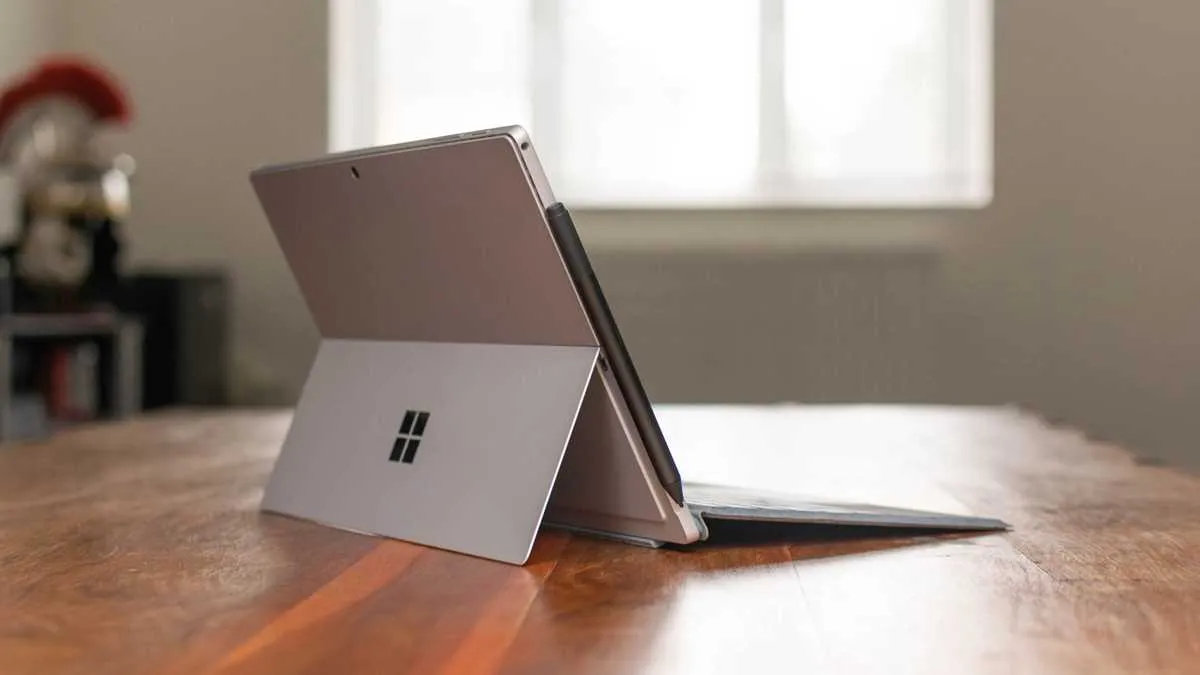Surface Pro 7 Plus Specifications and Features