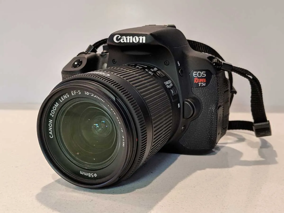Canon EOS Rebel T5 Specifications and Key Features