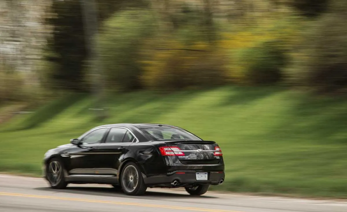 Ford Taurus 2018 Specifications and Key Features