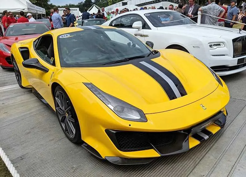 Ferrari 488 Pista Specifications and Performance Details